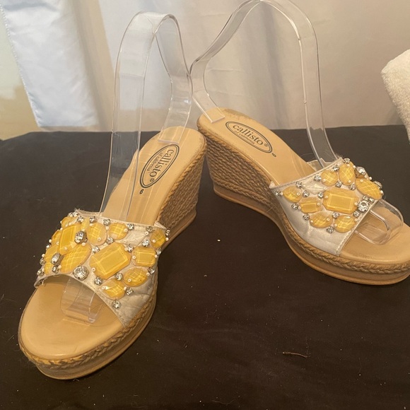 Callisto | Shoes | Callisto Of California Beige Gold Wedge Heeled Shoes ...